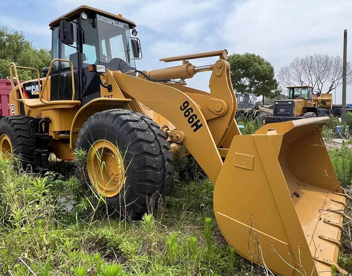 where to buy refurbished loader? from good dealer or private 1