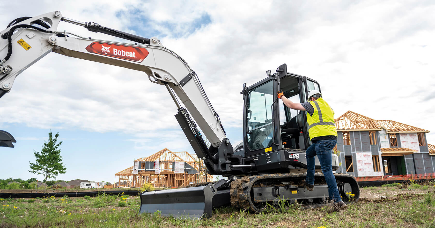 Excavator Safety: 11 Important Tips You Should Know About