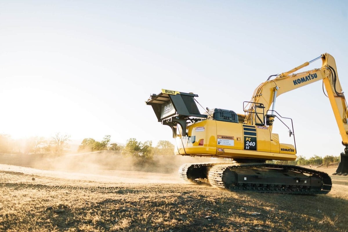 Excavator Safety: 11 Important Tips You Should Know About