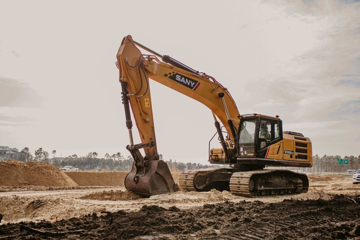 How To Gain The Best Excavator Experience When Buying Used Machines ...