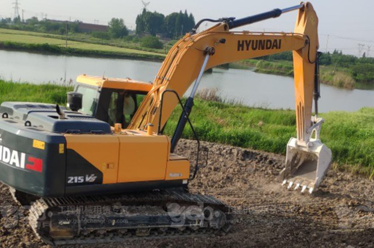 How to Dig an Excavator Trench?